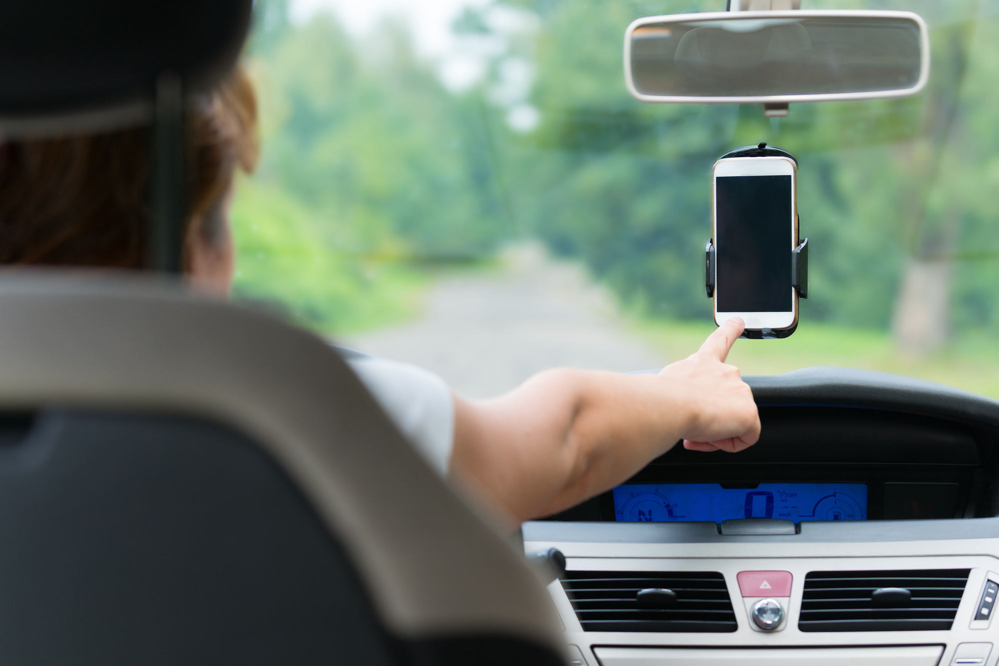 10 Best Affordable Car Gadgets to Improve Your Driving Experience ...
